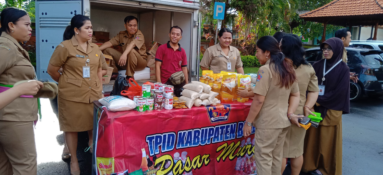 TPID Gelar Pasar Murah, Tekan Inflasi Kebutuhan Pokok Jelang Nyepi ... TPID Gelar Pasar Murah, Tekan Inflasi Kebutuhan Pokok Jelang Nyepi ...